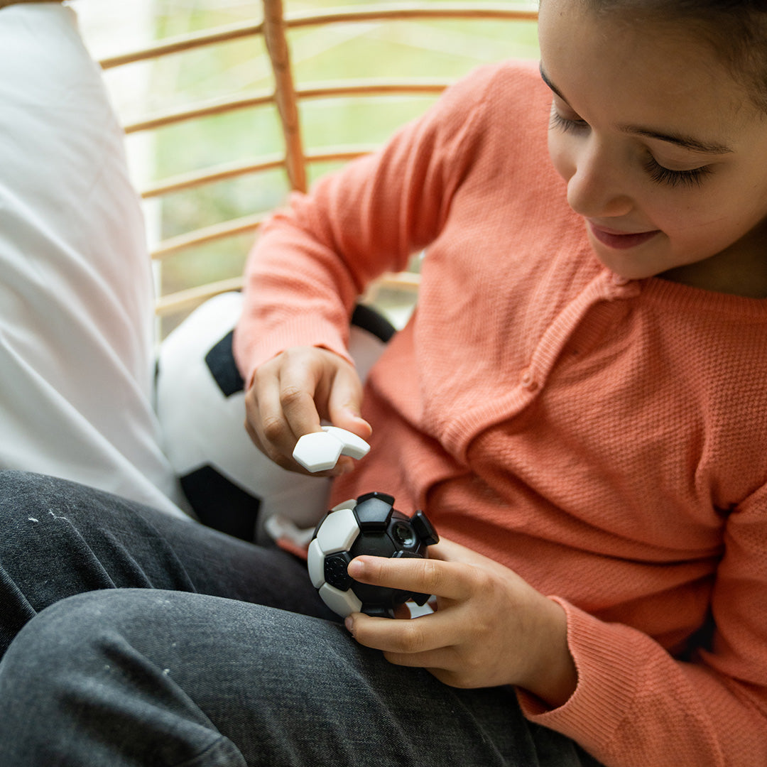 Plug & Play Ball – Toy Soup